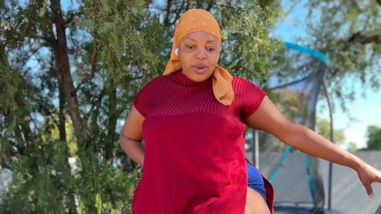 Video Of Thick Zimbabwean Slay Queen Evangelica Sandie With Her Boyfriend In The Bush Causes A ...